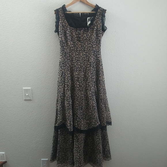Kati At Laura Phillips | Dresses | Vintage Katibylaura Phillips Lace ...
